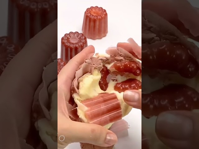 パキパキスライム🥮カヌレキャンドルクラッキングcracking wax slime canele | ASMR Emiko Ffujio ...