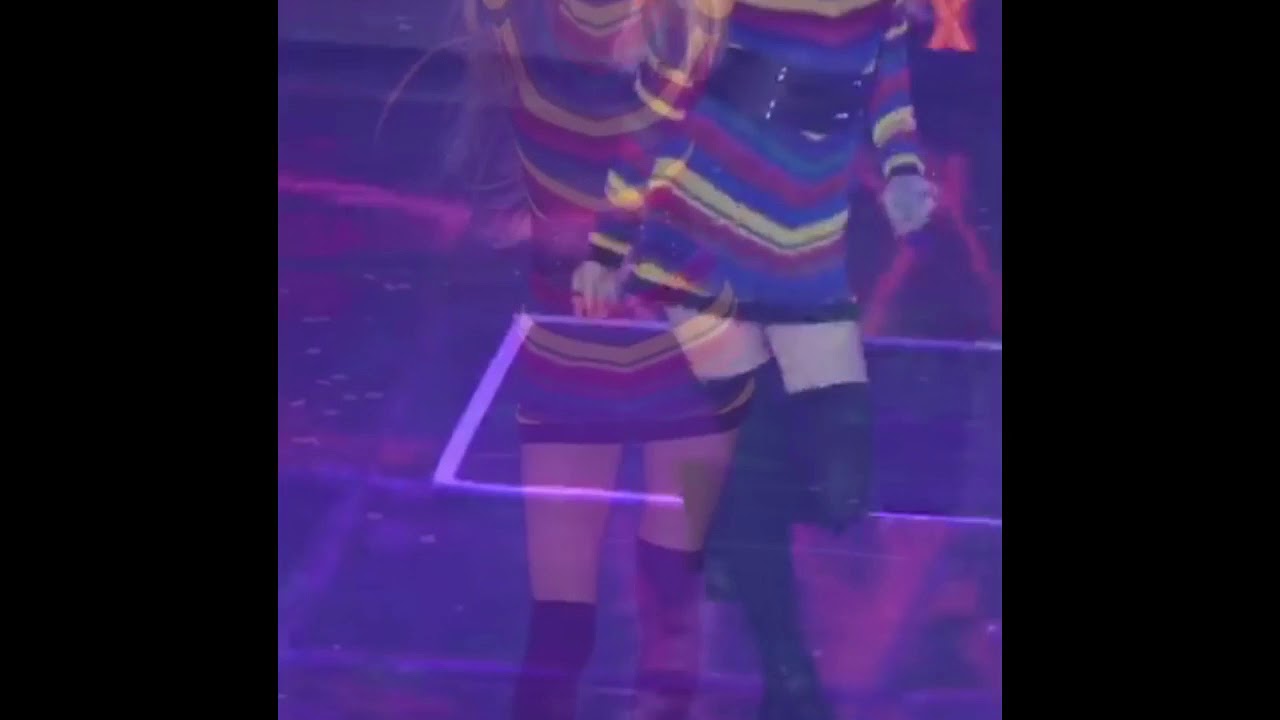 Blackpink Rose dançando Paradinha da Anitta - YouTube