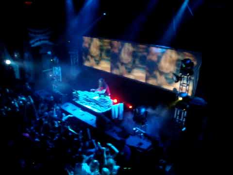 Bassnectar House Of Blues 11.6.2009 Chicago - YouTube