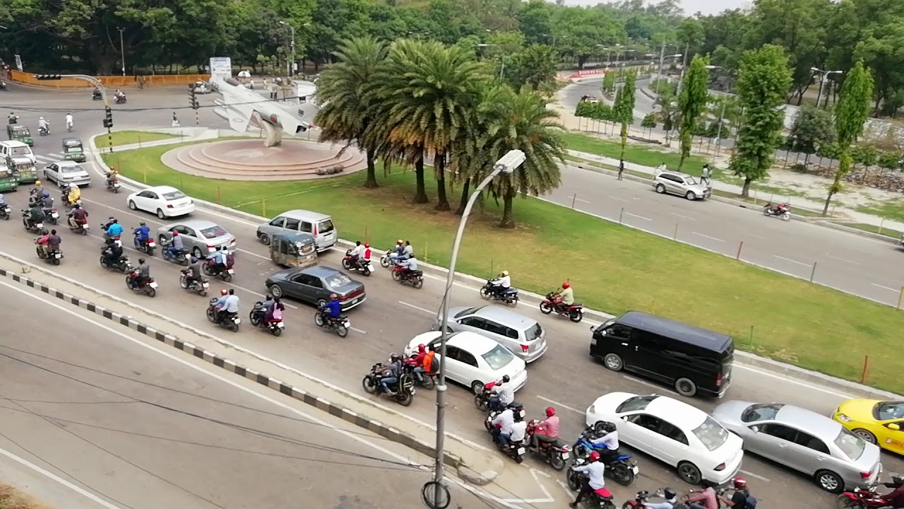 Dhaka city bijoy shoroni signal - YouTube