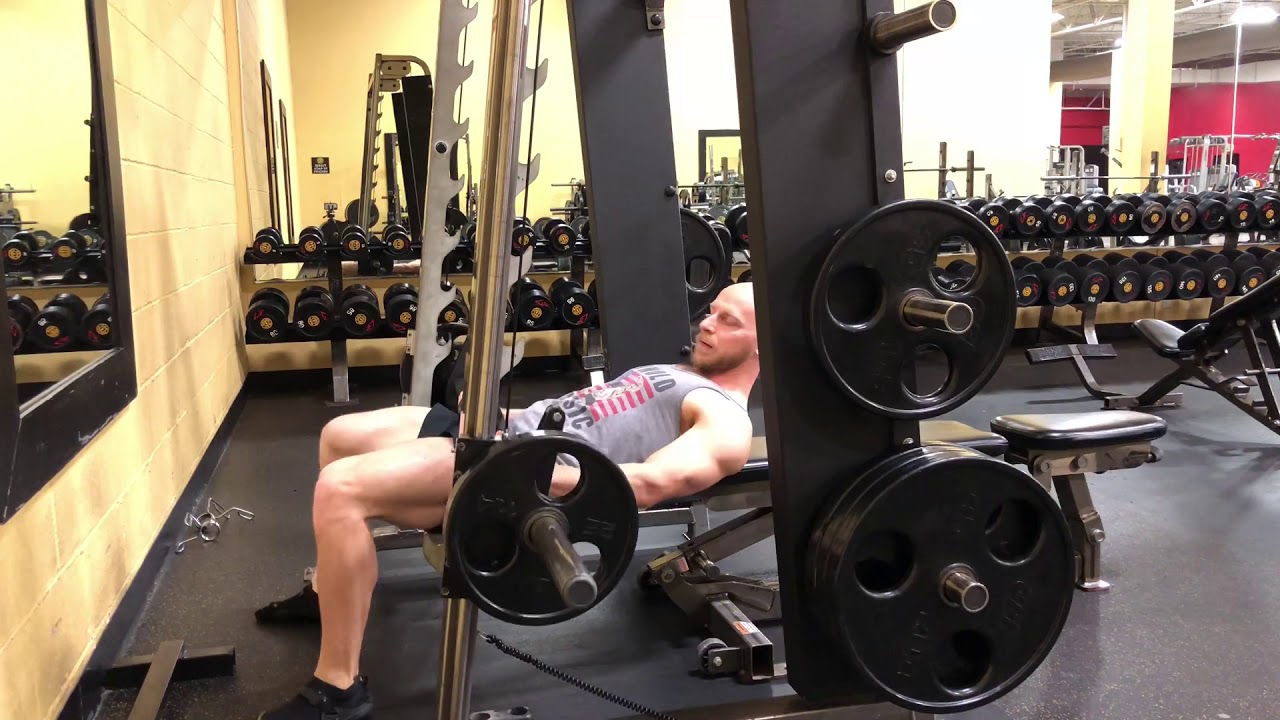 Hip thrust (Smith machine) - YouTube