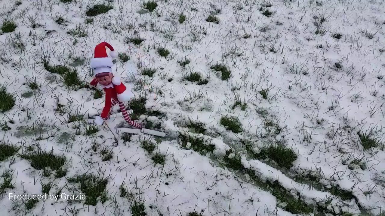 Elf skiing - YouTube
