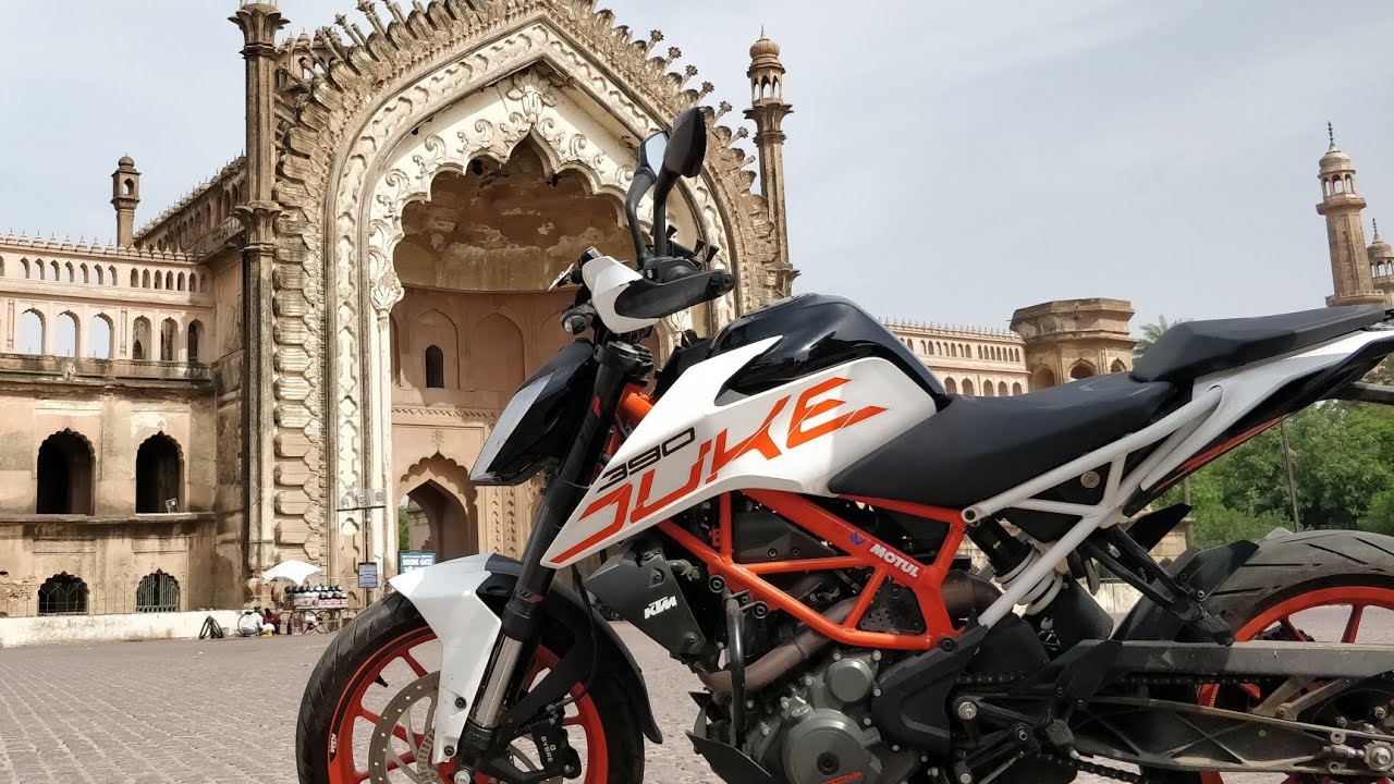 DUKE 390 2018 MILEAGE TEST - YouTube