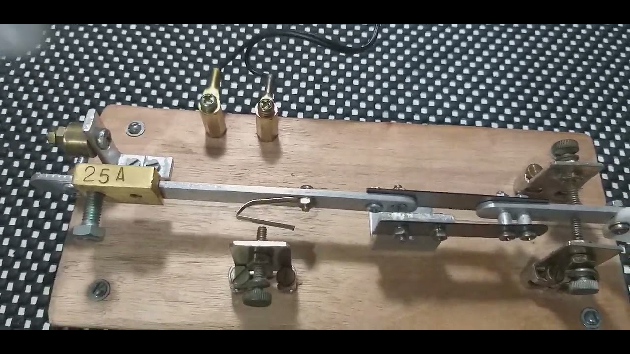 Manipulador CW BUG feito por PY1iS - BugZeta - YouTube