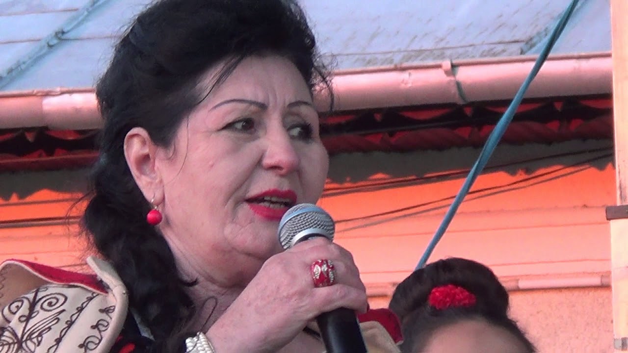 Mariana Sima&Petruta Sima - Maicuta buna - YouTube