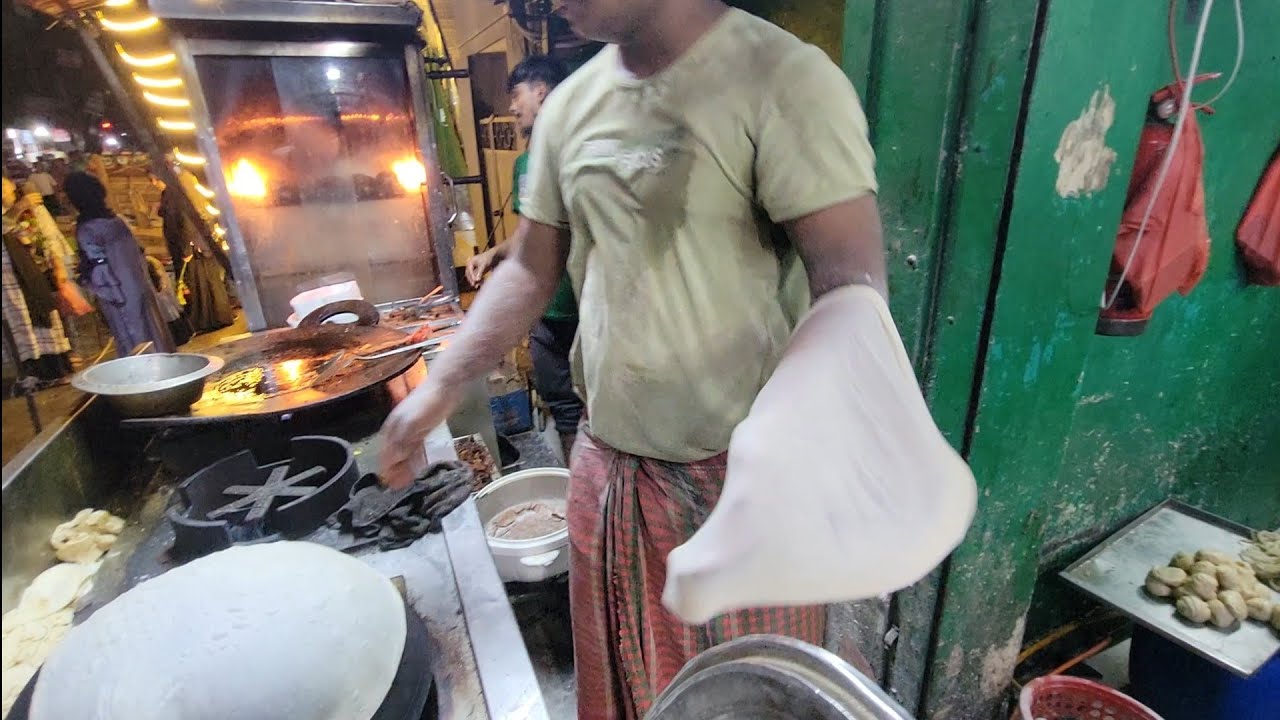 big rumali roti in mirpur Dhaka | 1st time make in Bangladesh | Bengali ...