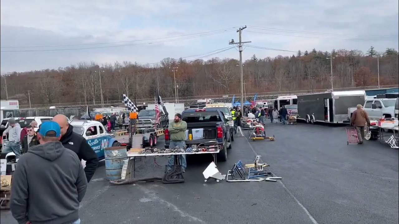 Lebanon Valley Speedway swap meet. 11/5/23 - YouTube