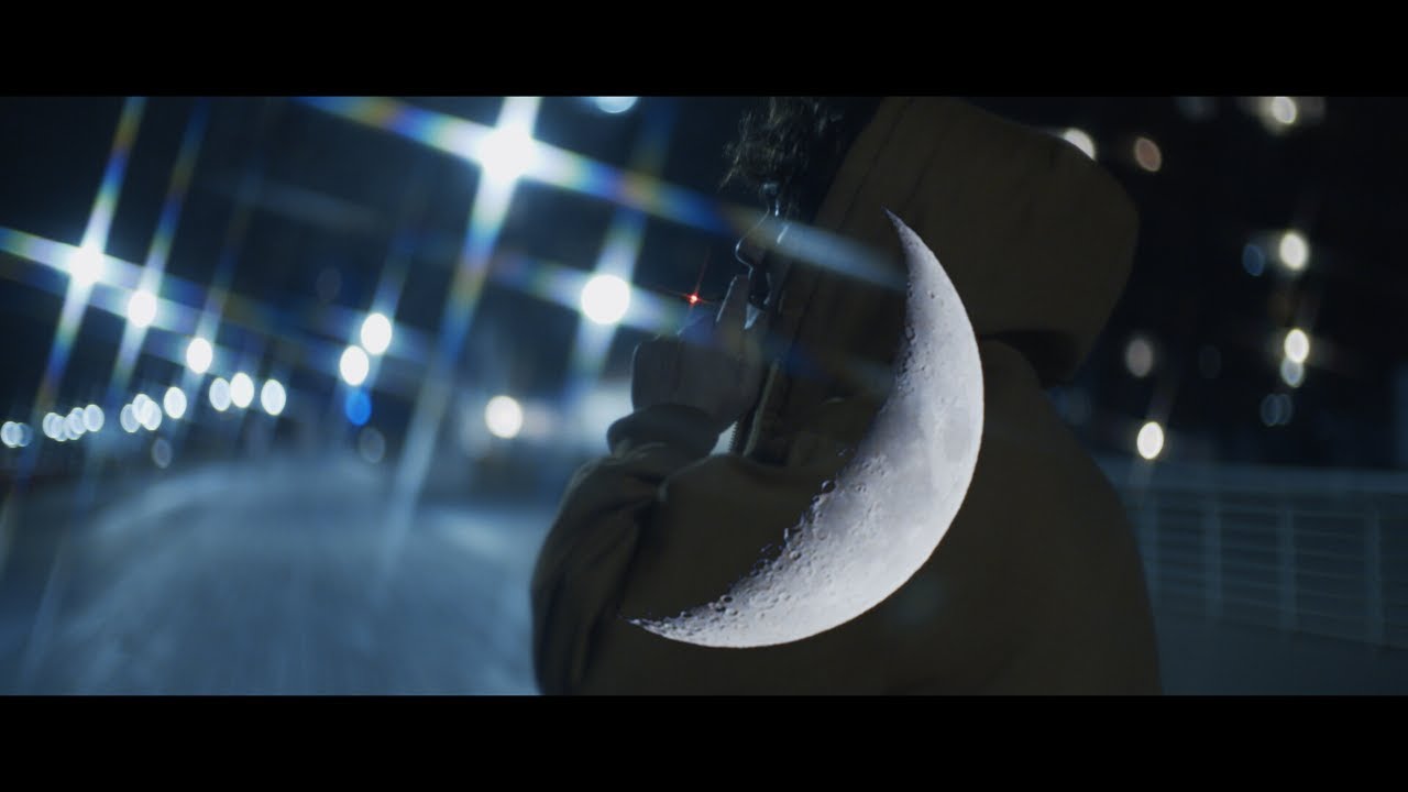 Yogi Banjo - Crescent Moon ft. Aaron Black - YouTube