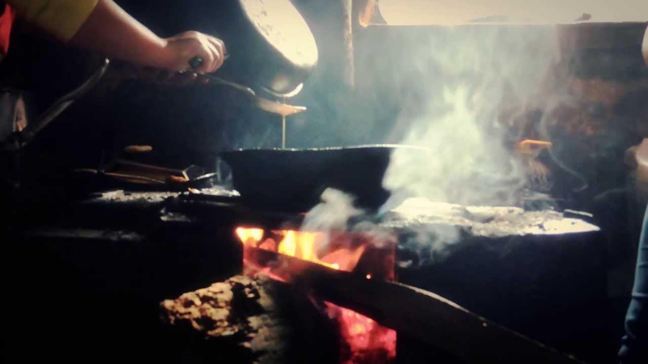 #1583, Cocinando en fogón de leña en casa campesina [Efectos], Paisajes ...