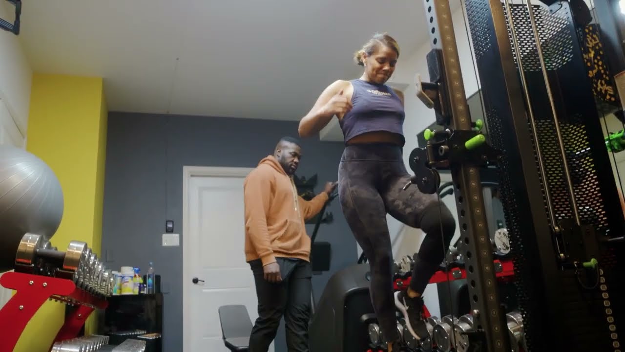 LOWER BODY WORKOUT FOR WELLNESS COMPETITORS - YouTube