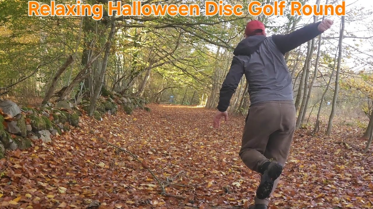 Relaxing Halloween Disc Golf Round - YouTube