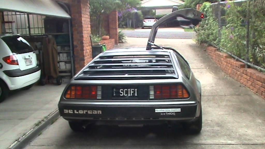 DeLorean LED lights comparison - YouTube