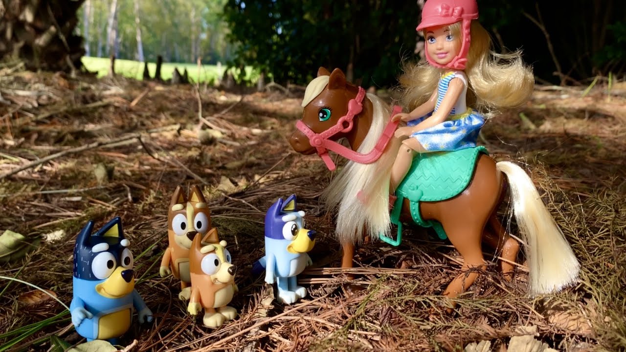 BLUEY 🤪 Horse Riding ! Bingo & Bluey toddlers - YouTube