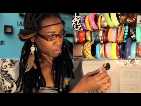 How to Organize Your Accessories: Bracelets - YouTube