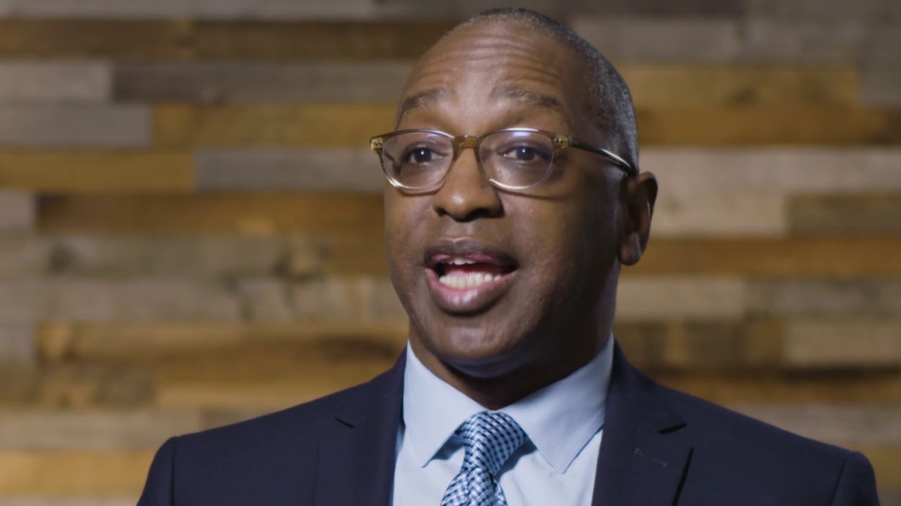 Dr. Erroll Bailey - MoveWright Total Ankle Replacement - YouTube