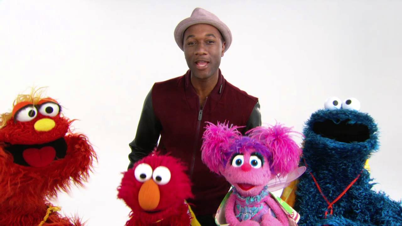 Sesame Street: Episode #4612: Elmo Steps In for Super Grover (HBO Kids ...