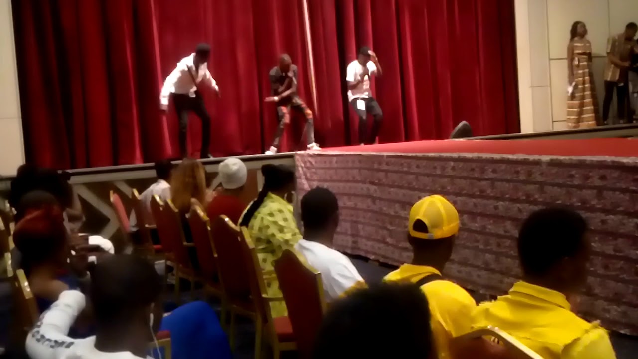 DA BUILDERS PERFORMING LIVE AT THE V. I. P SHOW IN JAMA HALL - YouTube
