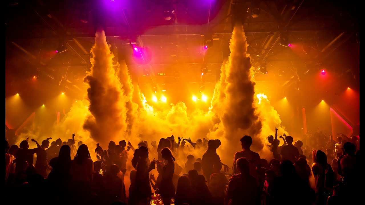 LIVE LEGENDS - Club One Third Beijing - YouTube