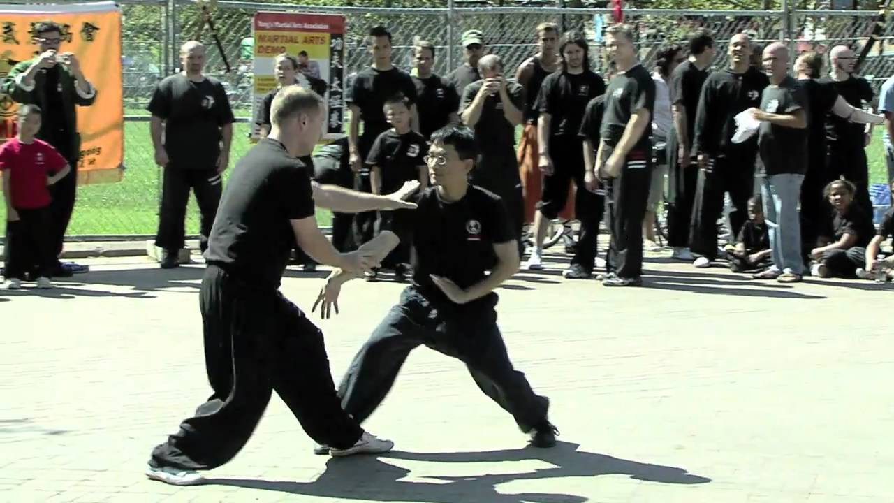 2008 YMAA Boston Xingyiquan Fighting Set Demo - YouTube