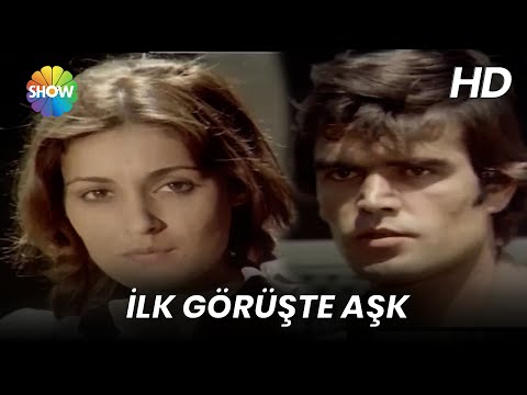 Nezahat ve Ercan ilk kez karşılaştı! | Liseli Kızlar Türk Filmi