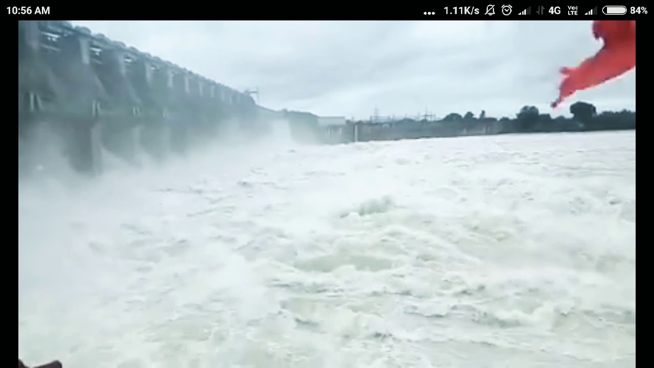 The beautiful scene of rajghat dam while opened gates - YouTube