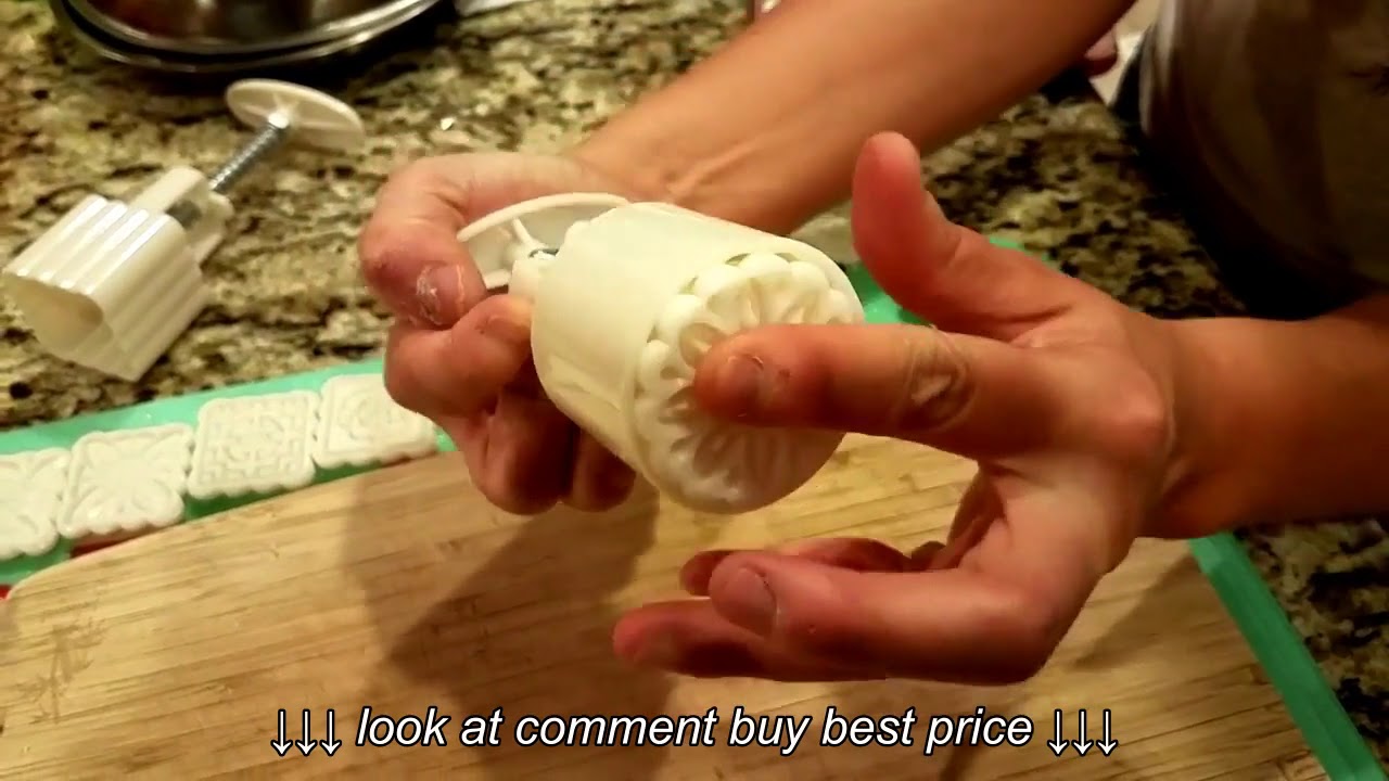 how-to-change-a-mooncake-cookie-press-cake-mold-youtube