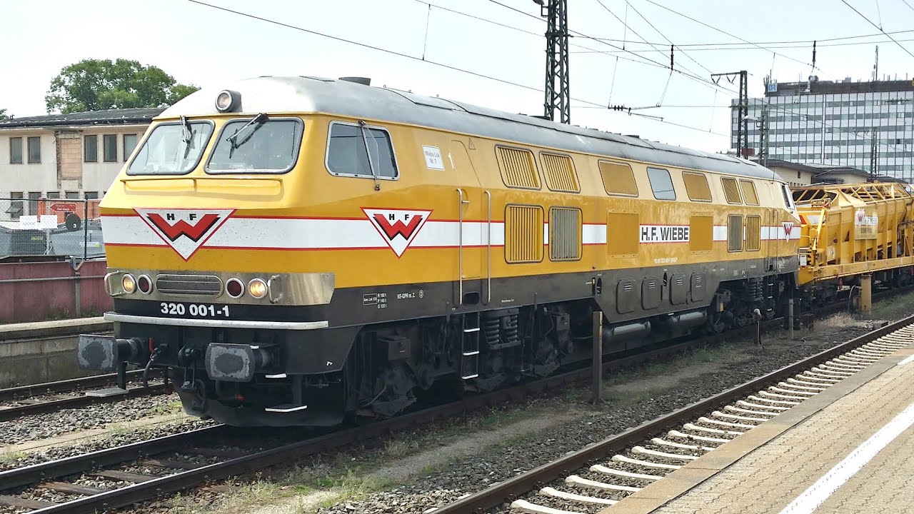 BR 320 (320 001-1) - Würzburg Hbf - YouTube