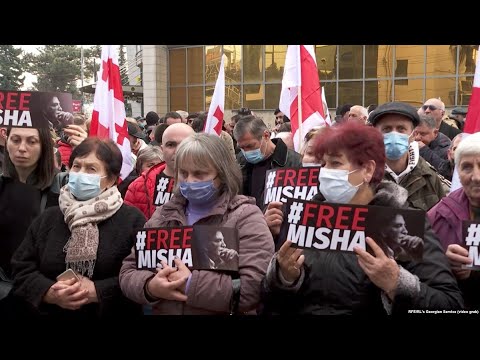 Georgian Police Clash With Opposition Protesters As Saakashvili Goes On Trial