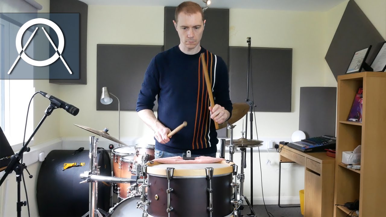 The "Strut" Street March | Geo Simes | NARD Drum Solo - YouTube