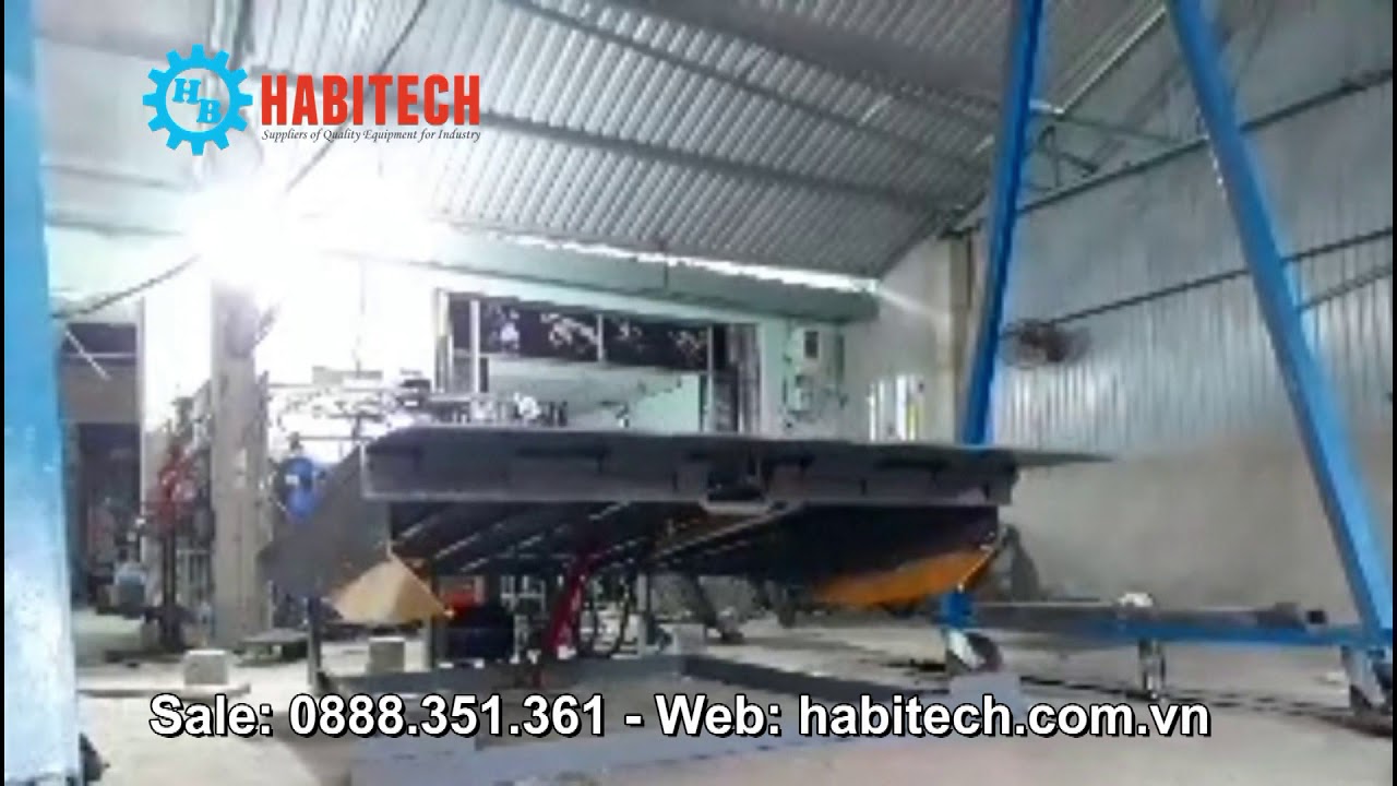 Sàn nâng thủy lực Habitech 2019 - YouTube