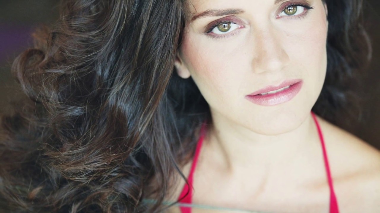 Eda Zari, Elina Duni & friends koncert - Mos ma prek Valbonen - YouTube