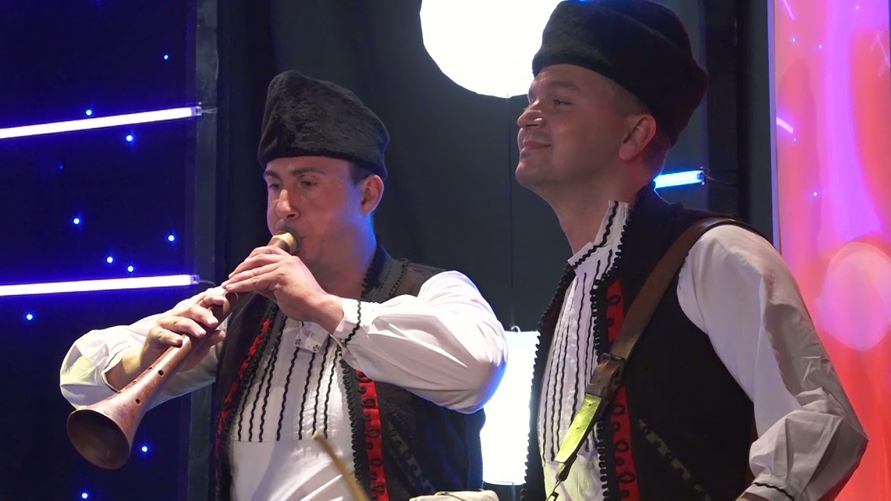 Ilija Nikolovski Luj - Teskoto (Art Studio Production Live TV Show ...