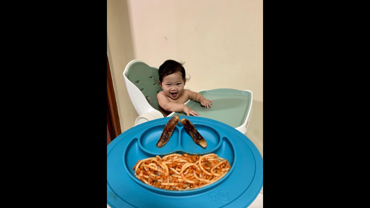 Baby led weaning pinoy Version (What my baby eats?) - YouTube