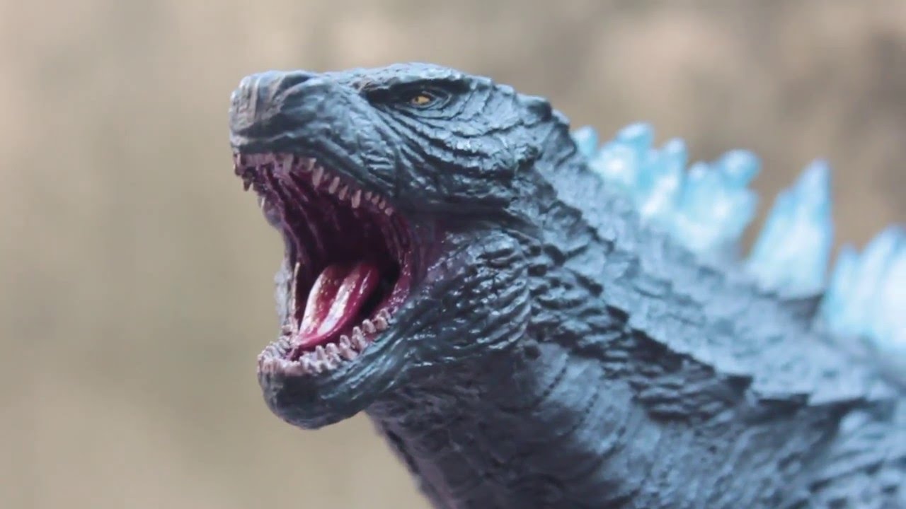 Review: X-Plus 30cm Godzilla 2014 Roaring Version (Thailand) - YouTube