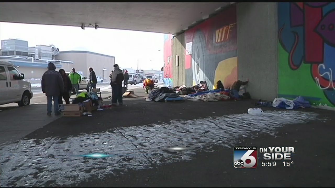 Boise's homeless turn to ER's for heat - YouTube