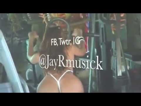 Vida Guerra Twerking