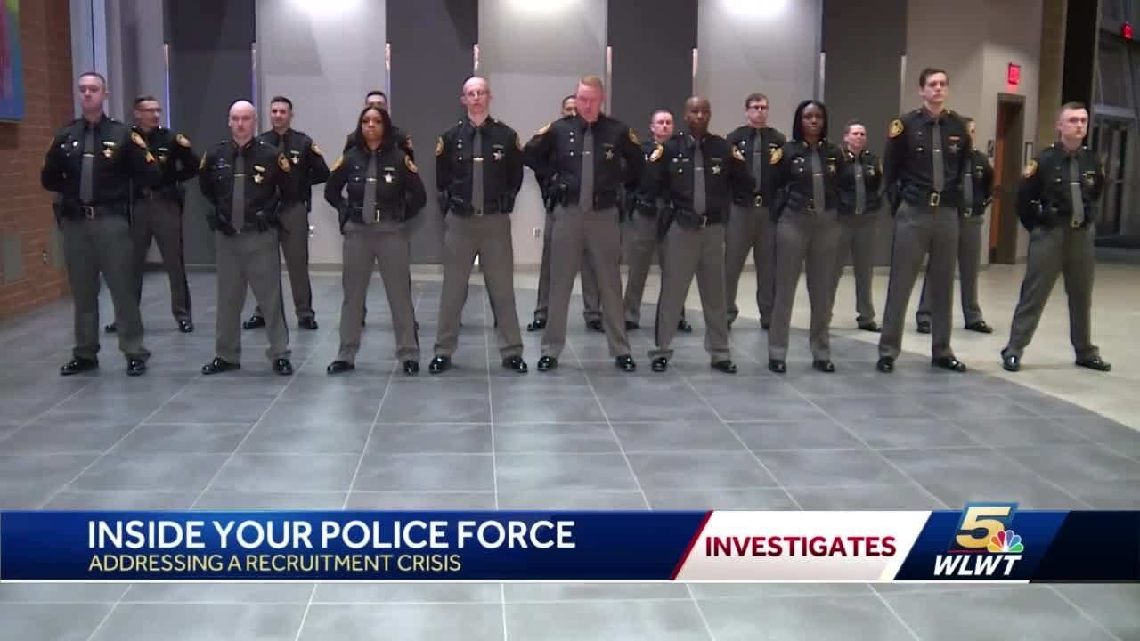New recruits sworn in at Hamilton County Sheriff's Office - YouTube