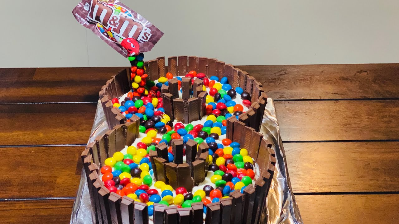 How to Make Number 8 Birthday Cake - YouTube