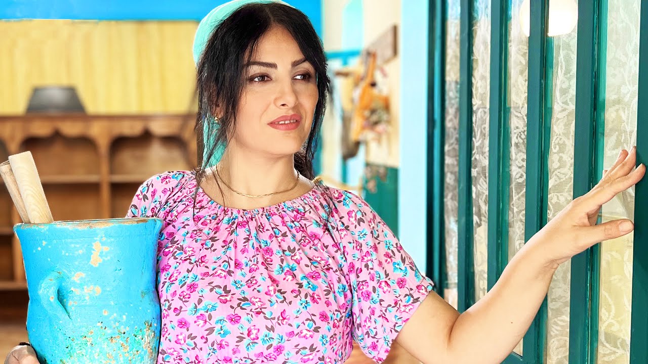 #37 Welcome to my Cozy Village Kitchen!🥰 Country Girl Cooks Pan Kebab ...