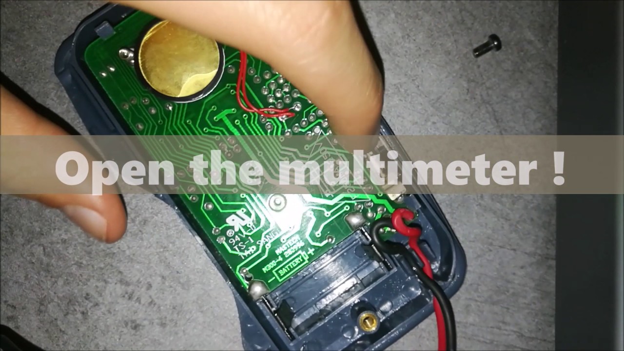 How to change the batteries of a multimeter - YouTube