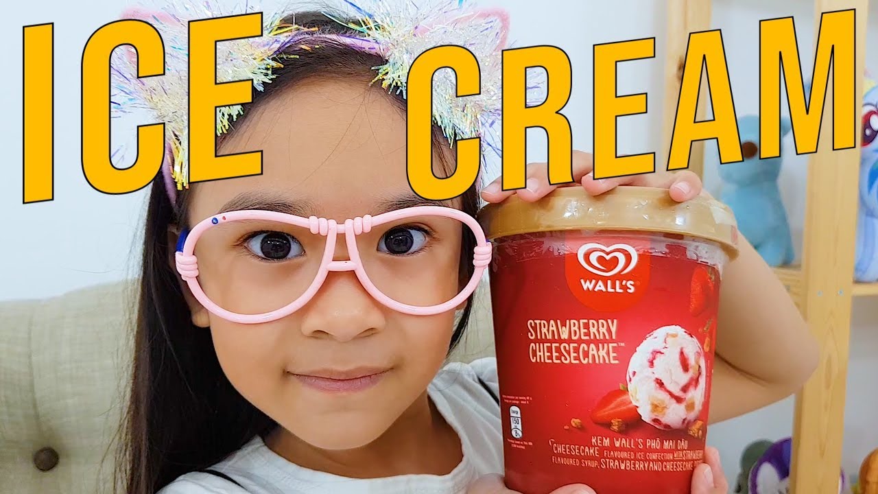 Wall's StrawBerry CheeseCake Ice Cream Review || HAPPY NEW YEAR 2020 ...