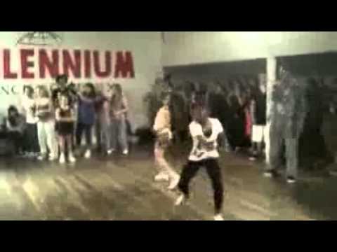 Madison Pettis Dances to okay by lil john