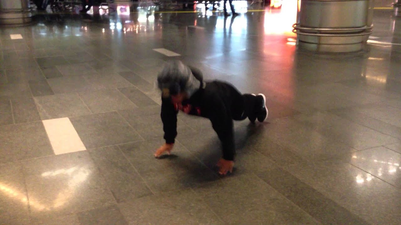 Crazy Push Ups!! - YouTube
