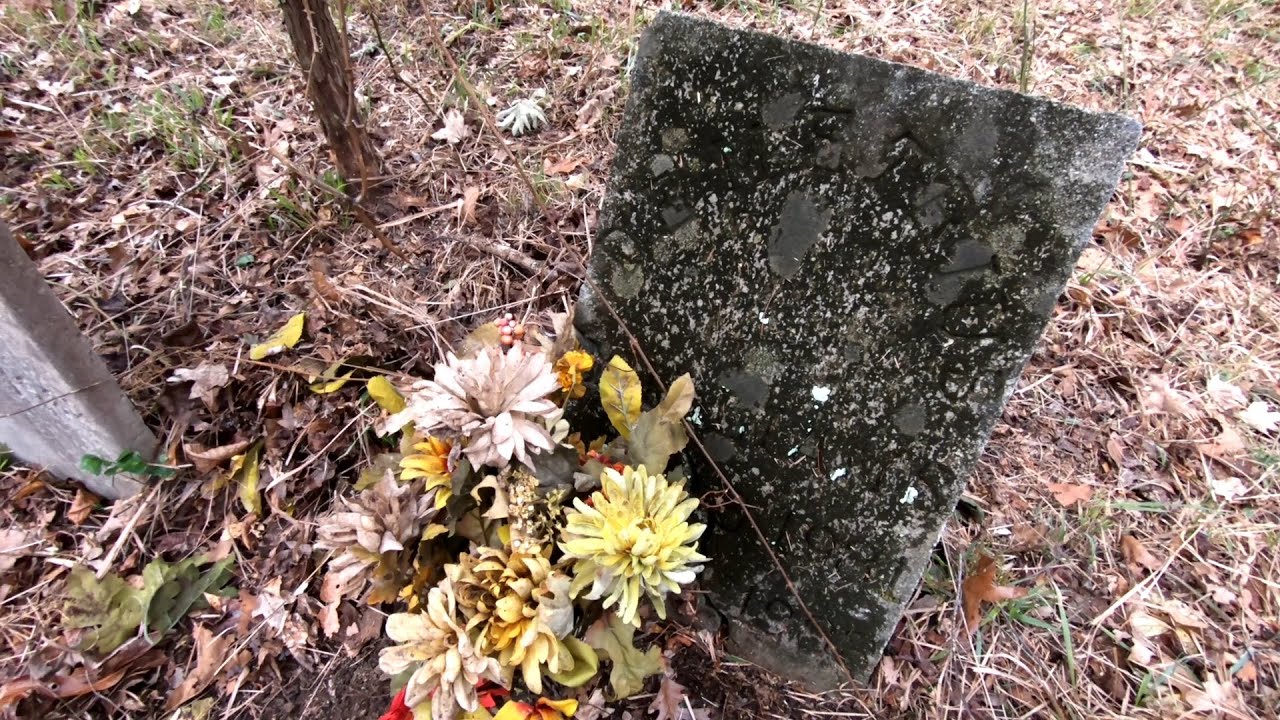 Finding More Forgotten Graves in the Creepy and Sad Cemetery - YouTube
