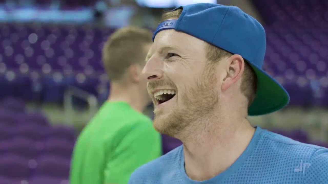 New Dude perfect breaks world record and gets awards - YouTube