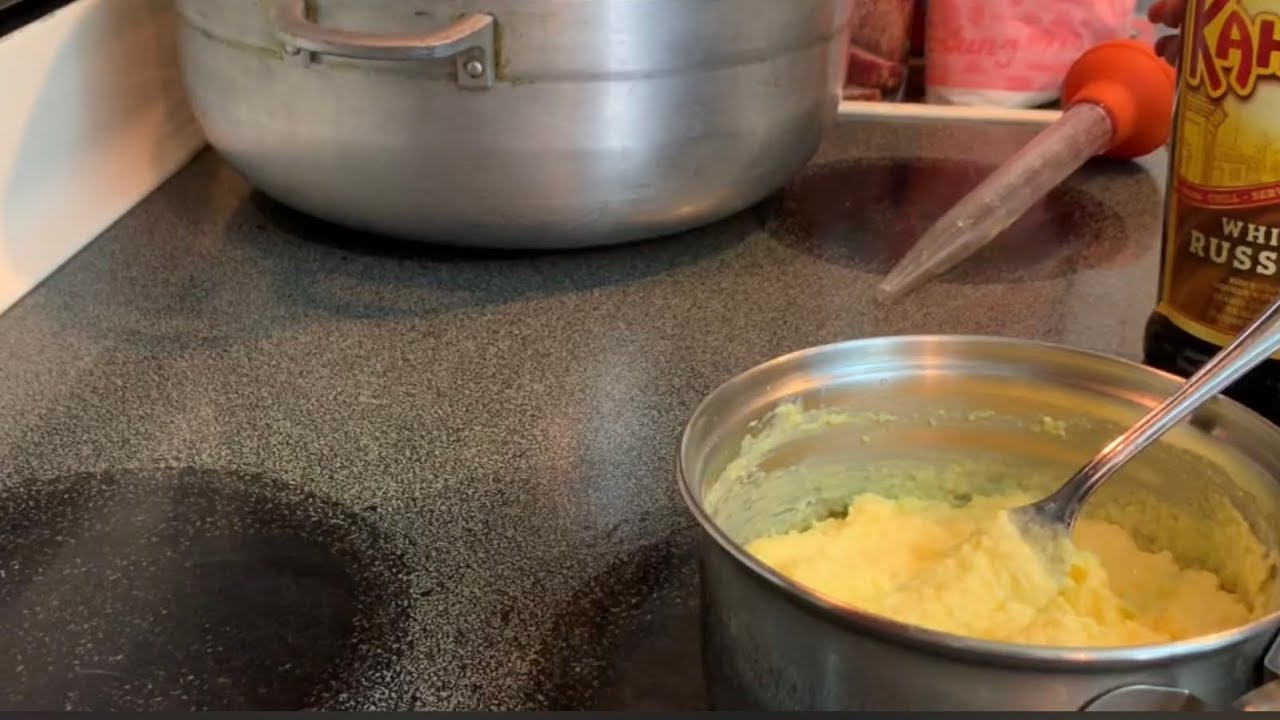 Creamy Kahlua Brandy Icing - YouTube