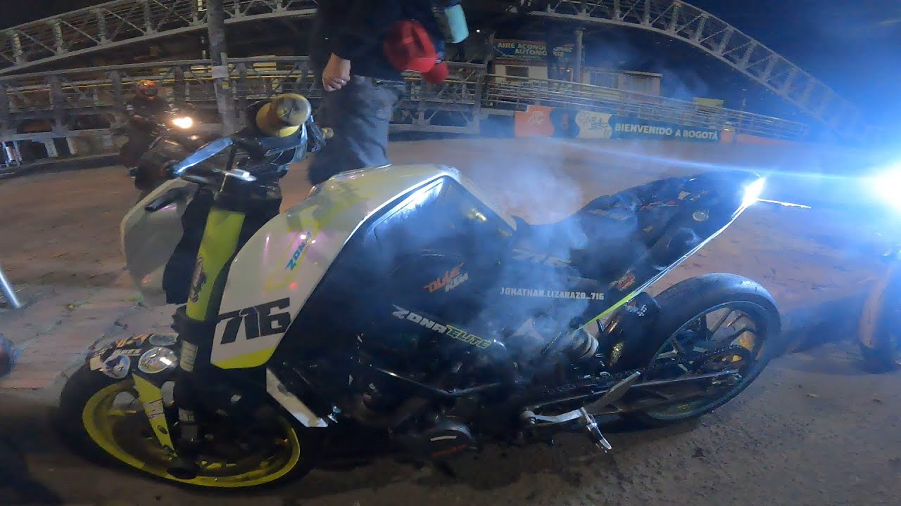 Duke votando humo, 2da aparte piques #ns200 #motos #viral #parati # ...