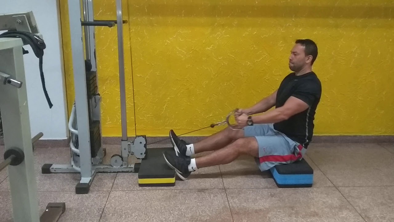 Remada Triângulo (polia baixa) - YouTube