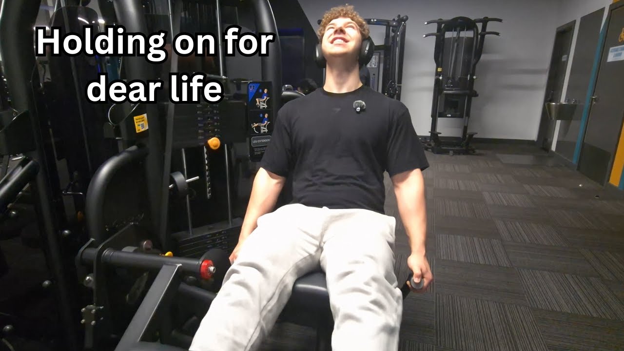 Intense Leg Day + Bulking Breakfast - YouTube