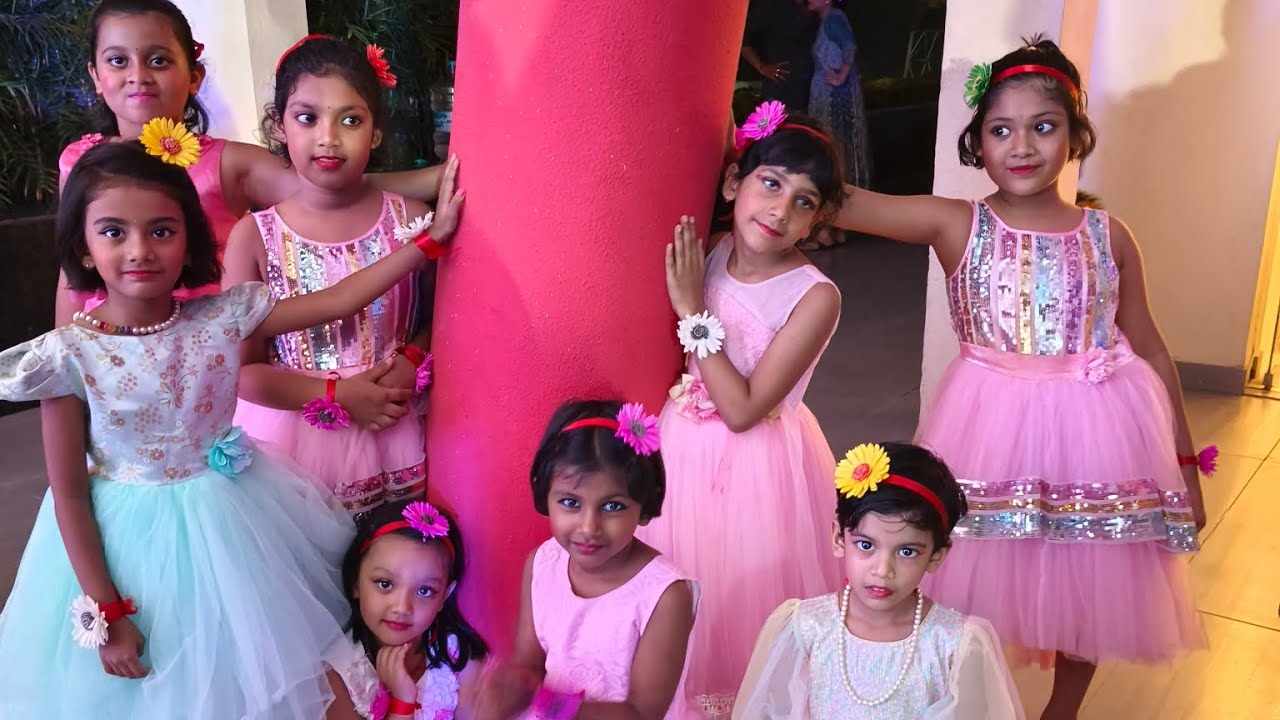 Basante Phool Dance Cover - YouTube